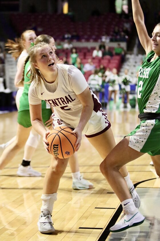Wheeling Central falls to Charleston Catholic in Class AA title game ...